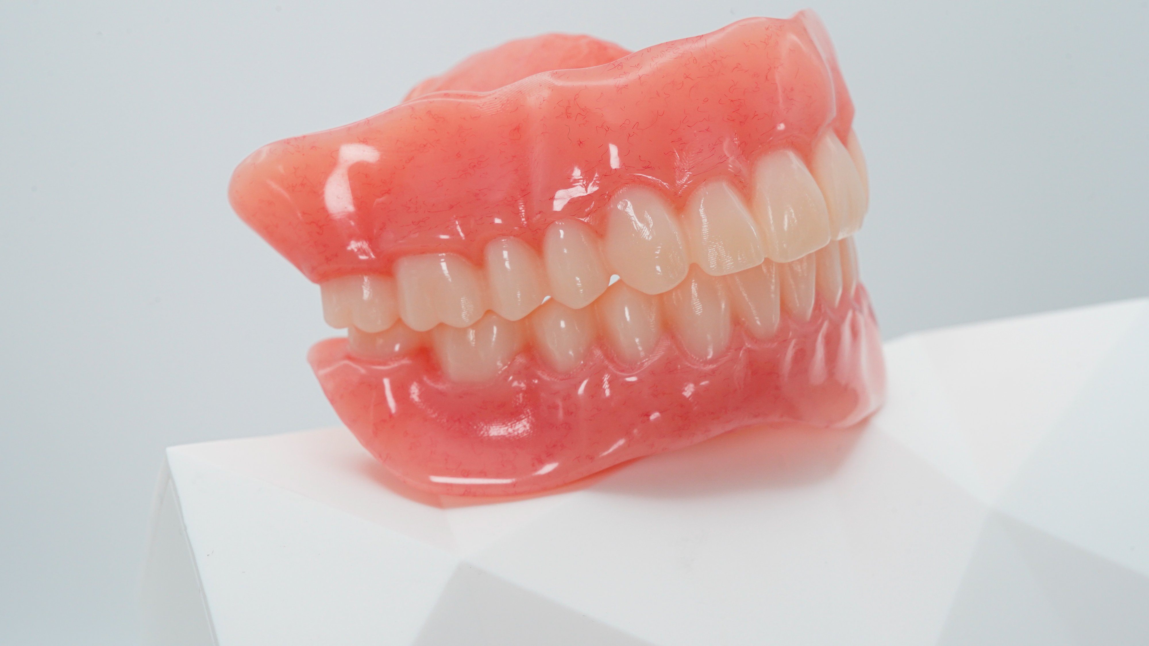 Ivotion Denture