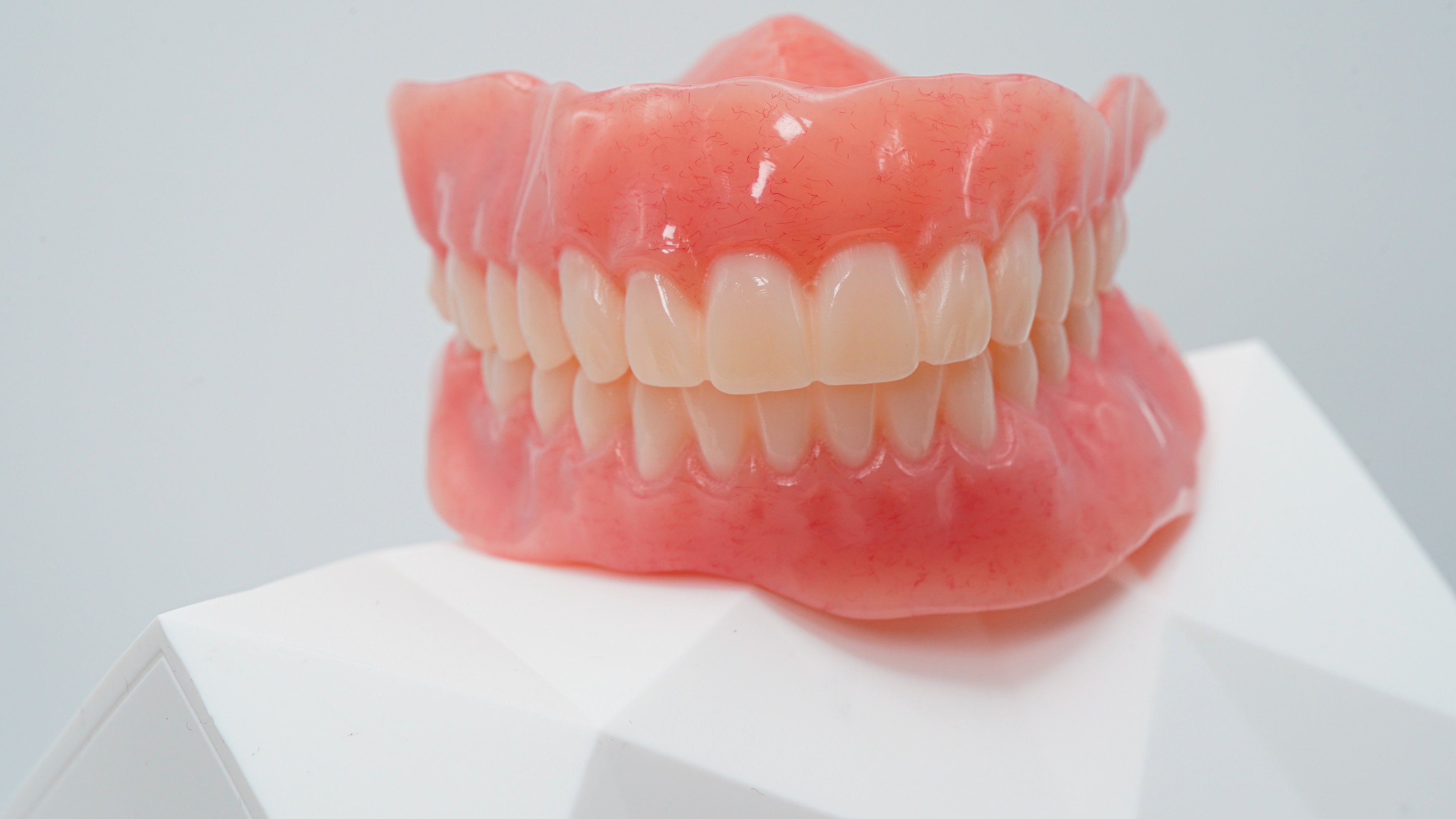 Ivotion Denture